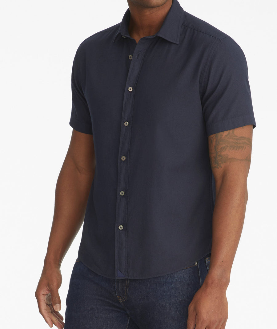 Untucked Shirts for Men | UNTUCKit